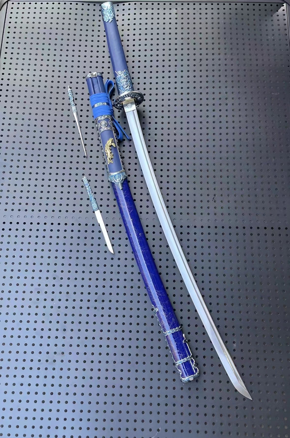 Japanese-Style Blue Enchantress – BoxKatana