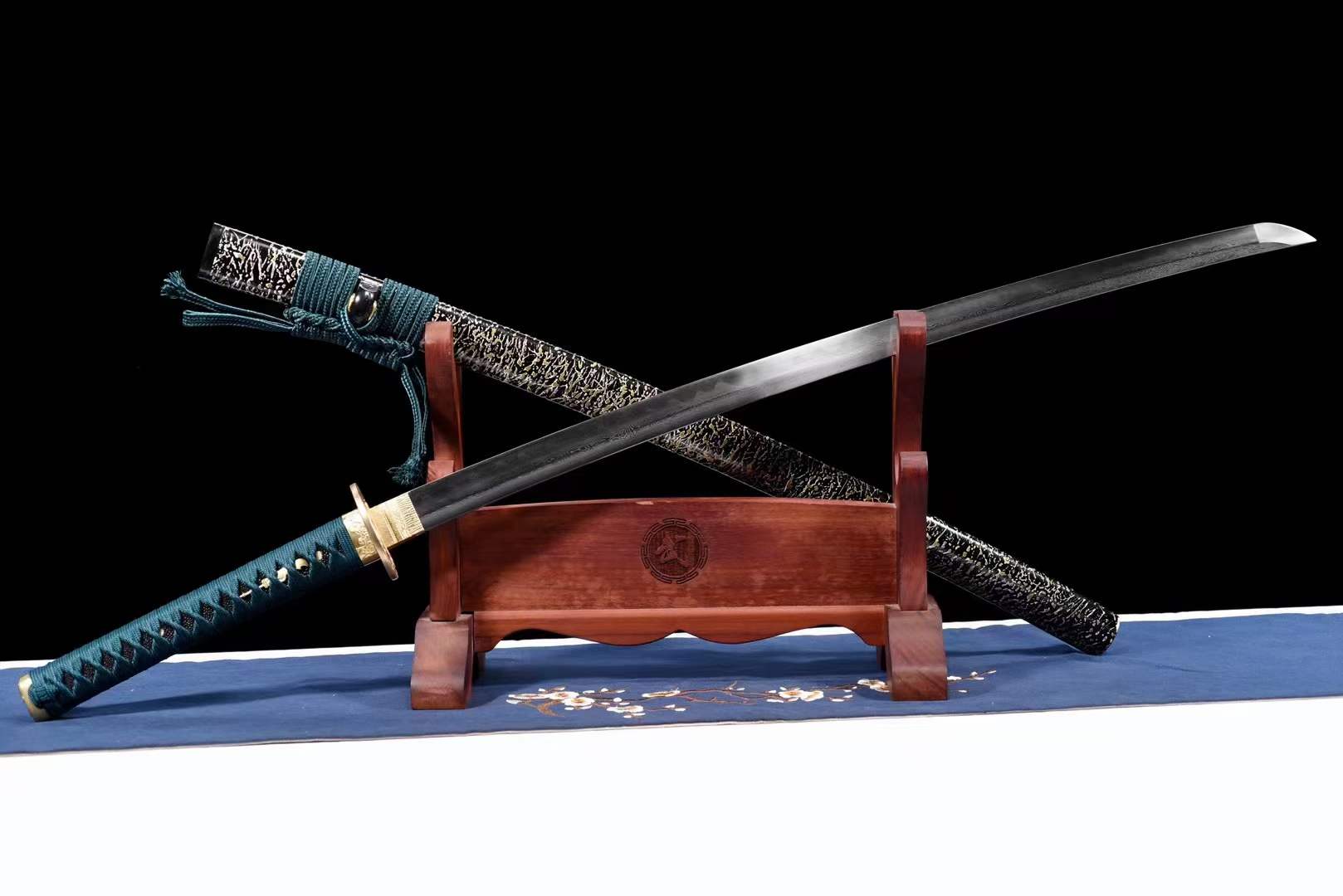 Hand Forged Japanese Samurai Katana Dark Pattern Steel – BoxKatana