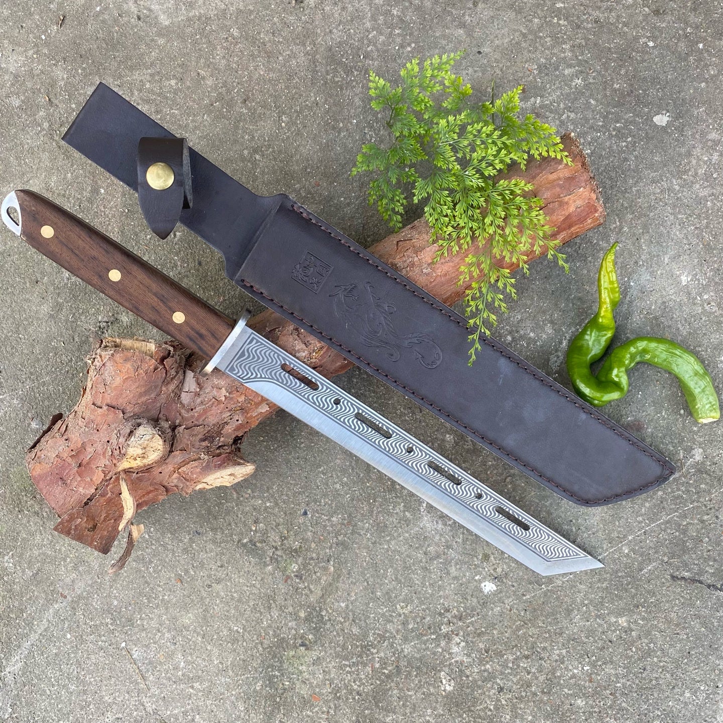 Wave Pattern Multi-Functional Outdoor Knife – BoxKatana