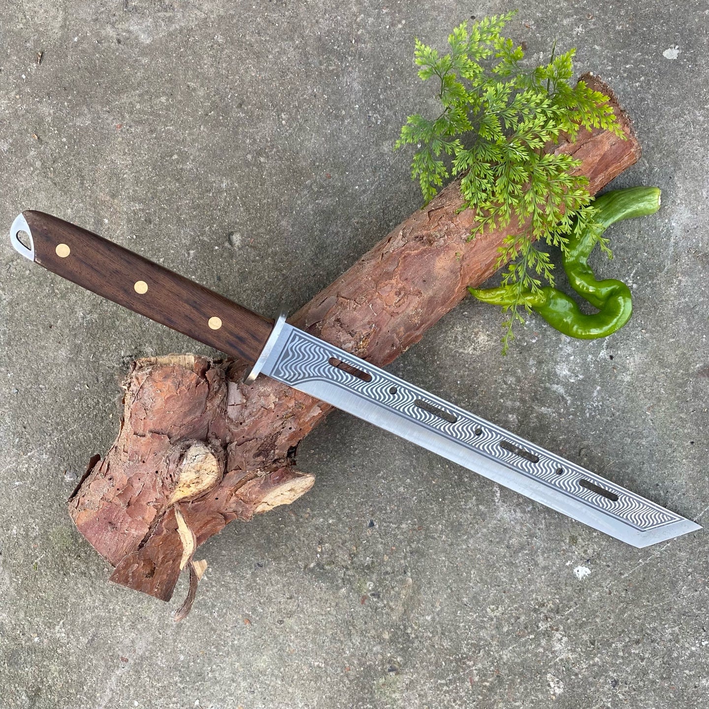 Wave Pattern Multi-Functional Outdoor Knife – BoxKatana