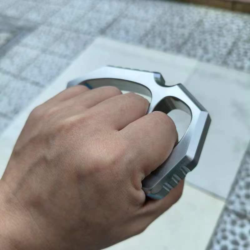 Updated Version 304 Precision Solid Steel Knuckle Duster – BoxKatana