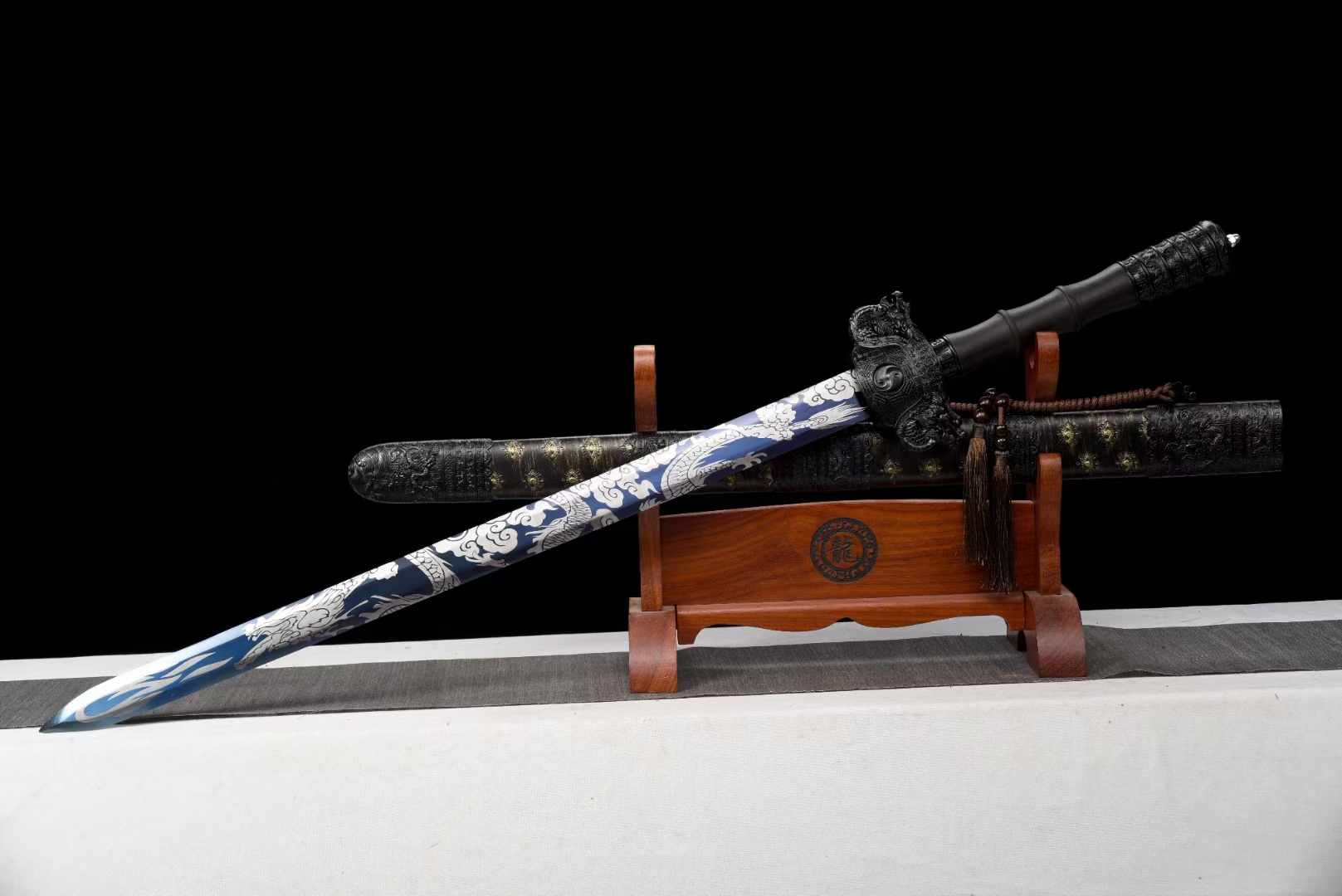 Bagua Giant Sword (Dragon Flame) – BoxKatana