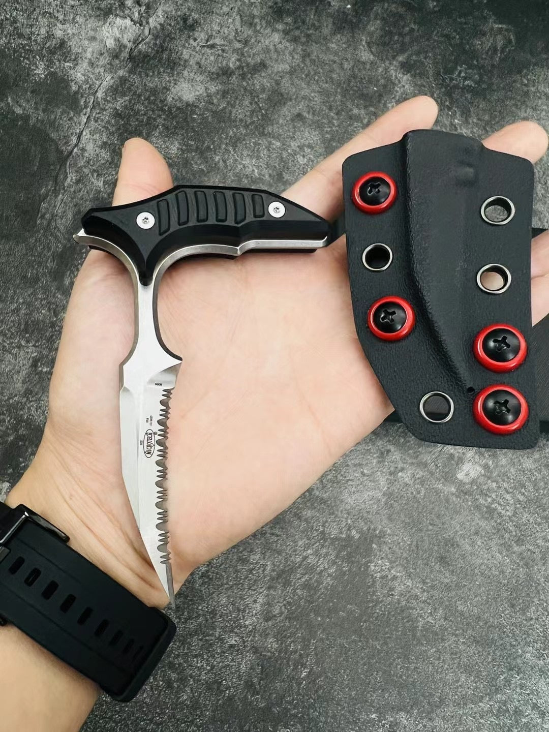 Bee Stinger (Toothed Blade Full Blade) – BoxKatana