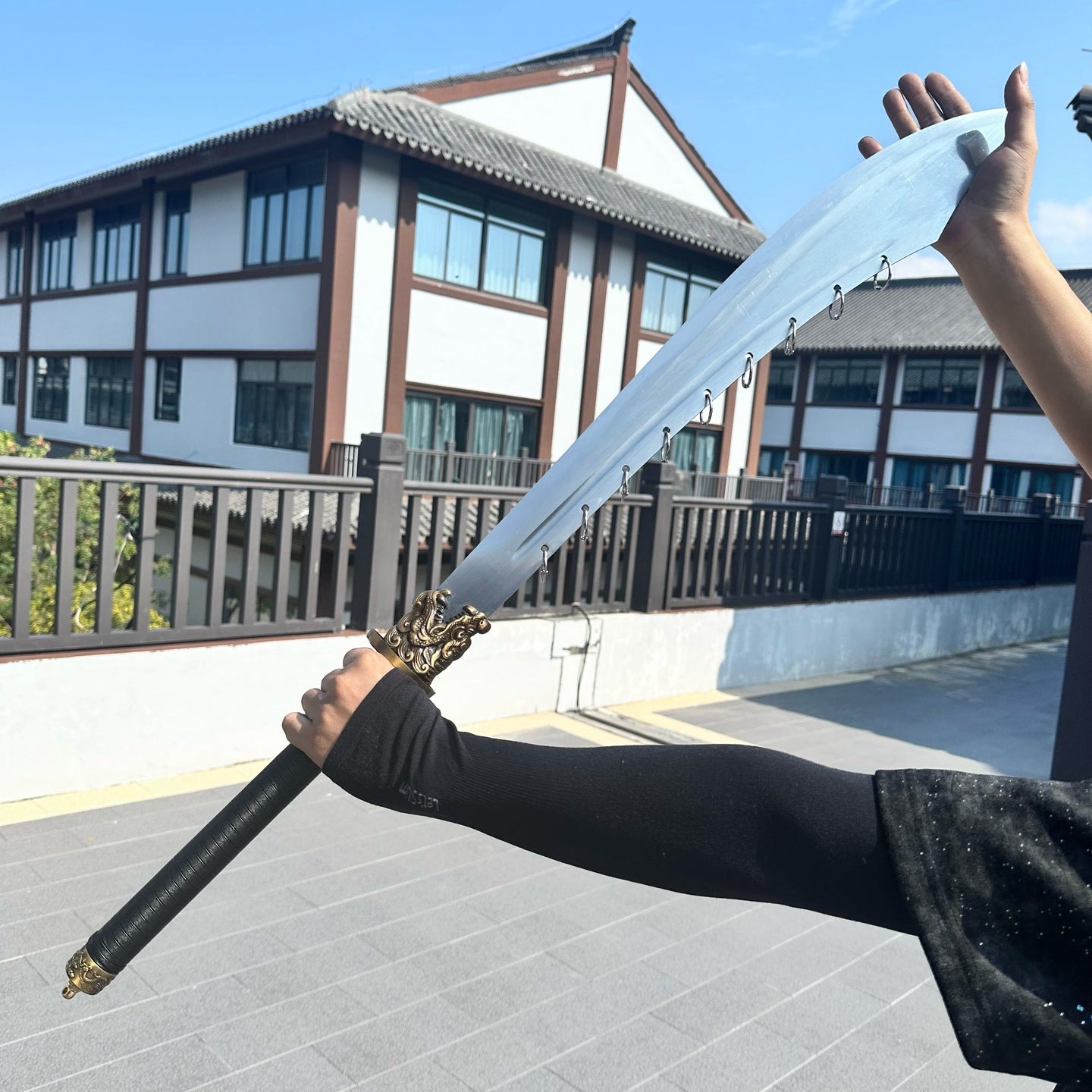 Integrated Outdoor Broadsword – BoxKatana