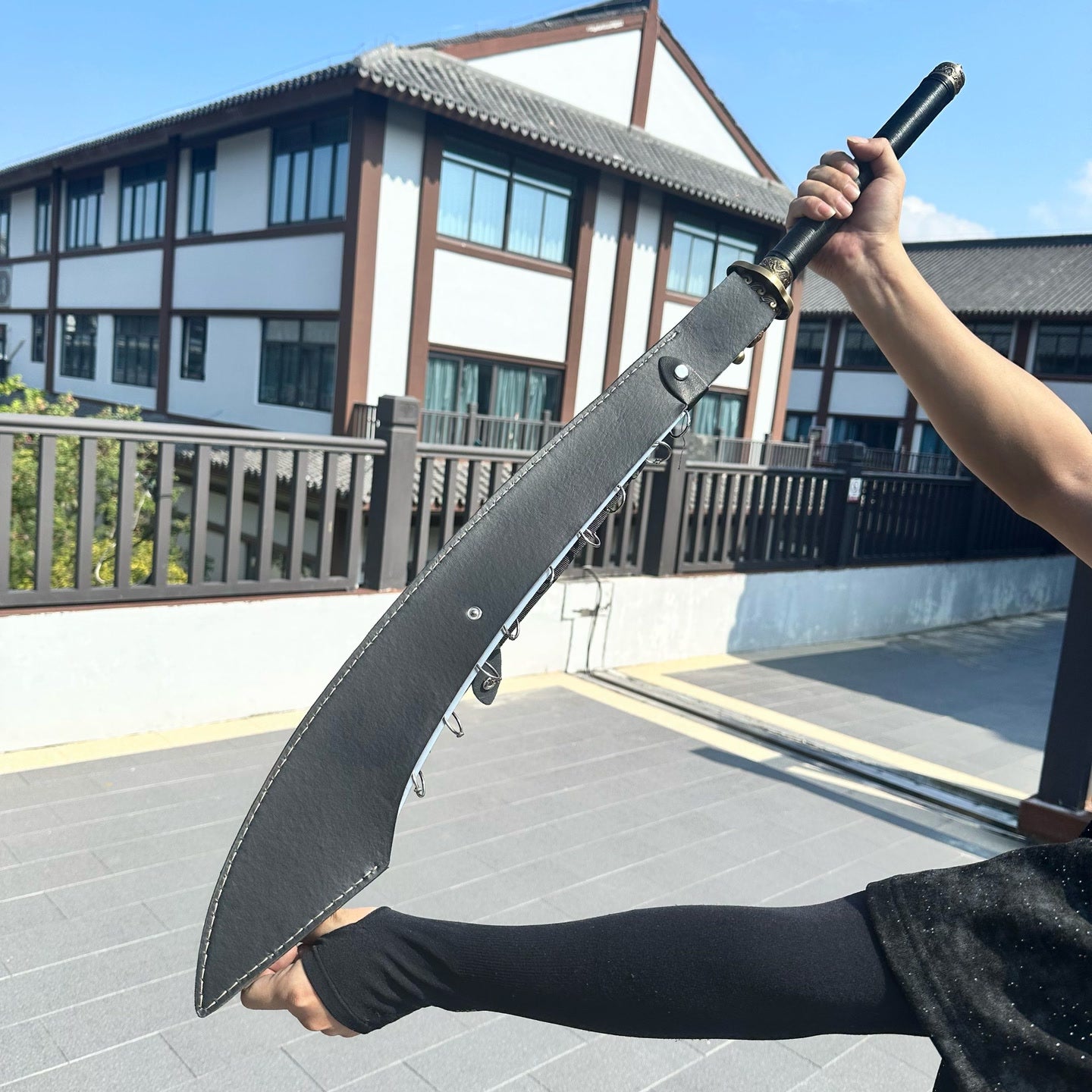 Integrated Outdoor Broadsword – BoxKatana
