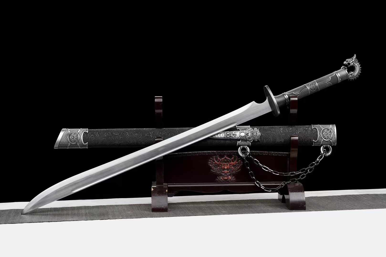 Iron Lock Prison Dragon – BoxKatana