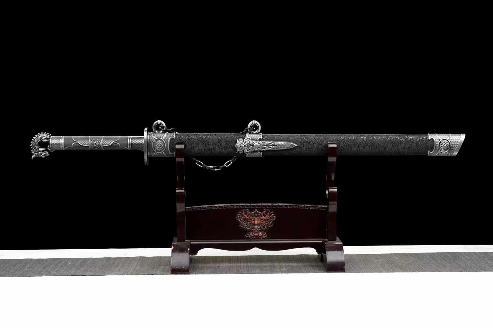 Iron Lock Prison Dragon – BoxKatana
