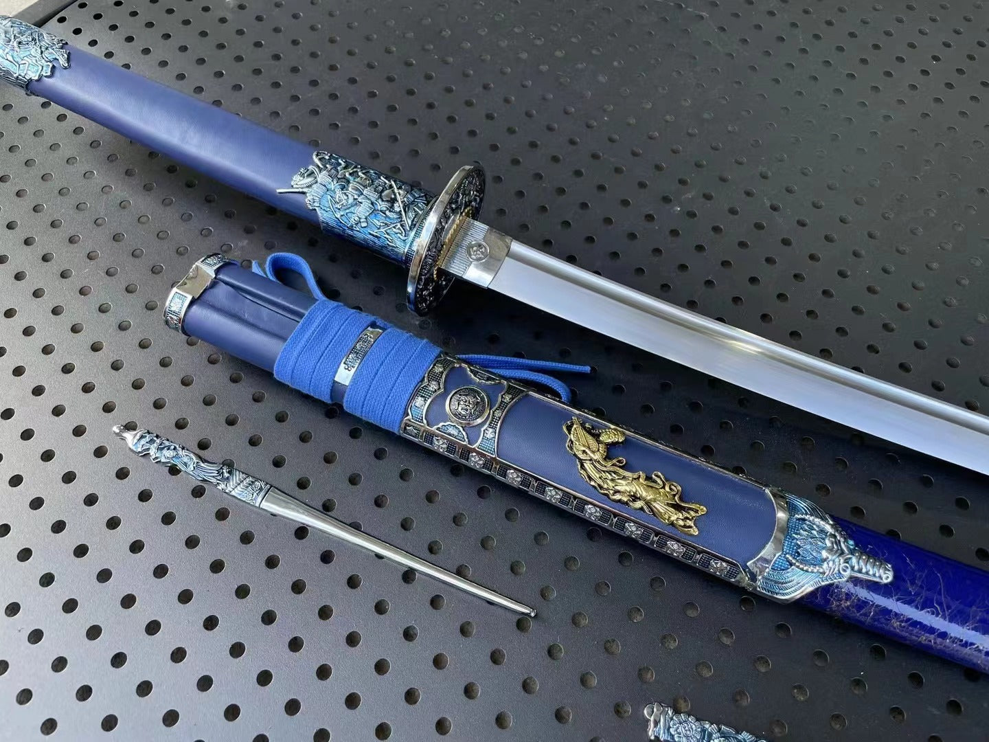 Japanese-Style Blue Enchantress – BoxKatana