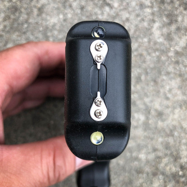 Striker Self Defense 10MV Stun Gun LED Light w/ Safety Pin – BoxKatana