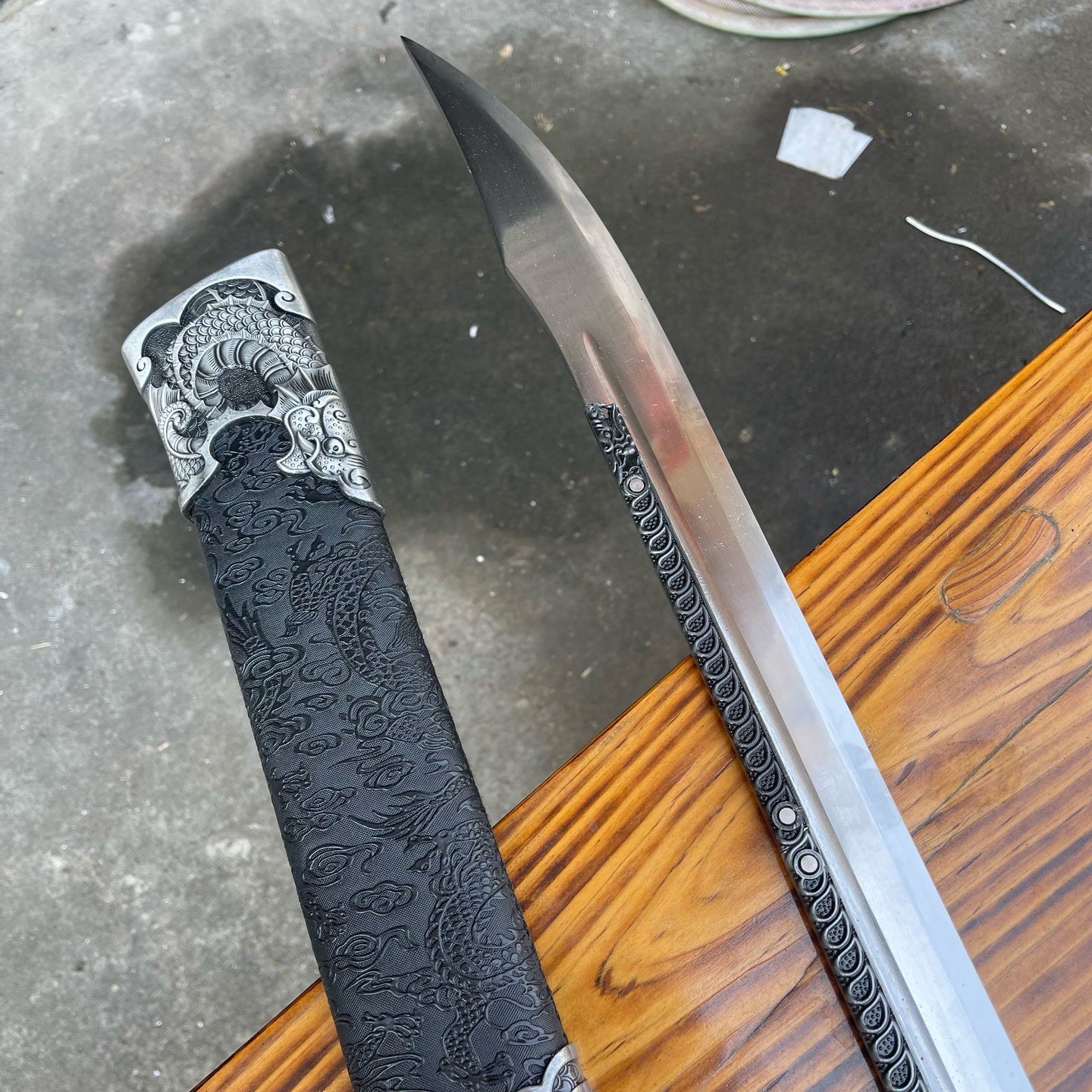 Tiger Tamer Dragon Slayer Saber – BoxKatana