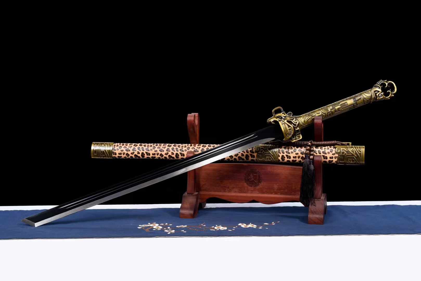 Tiger and Leopard Tang Sword – BoxKatana